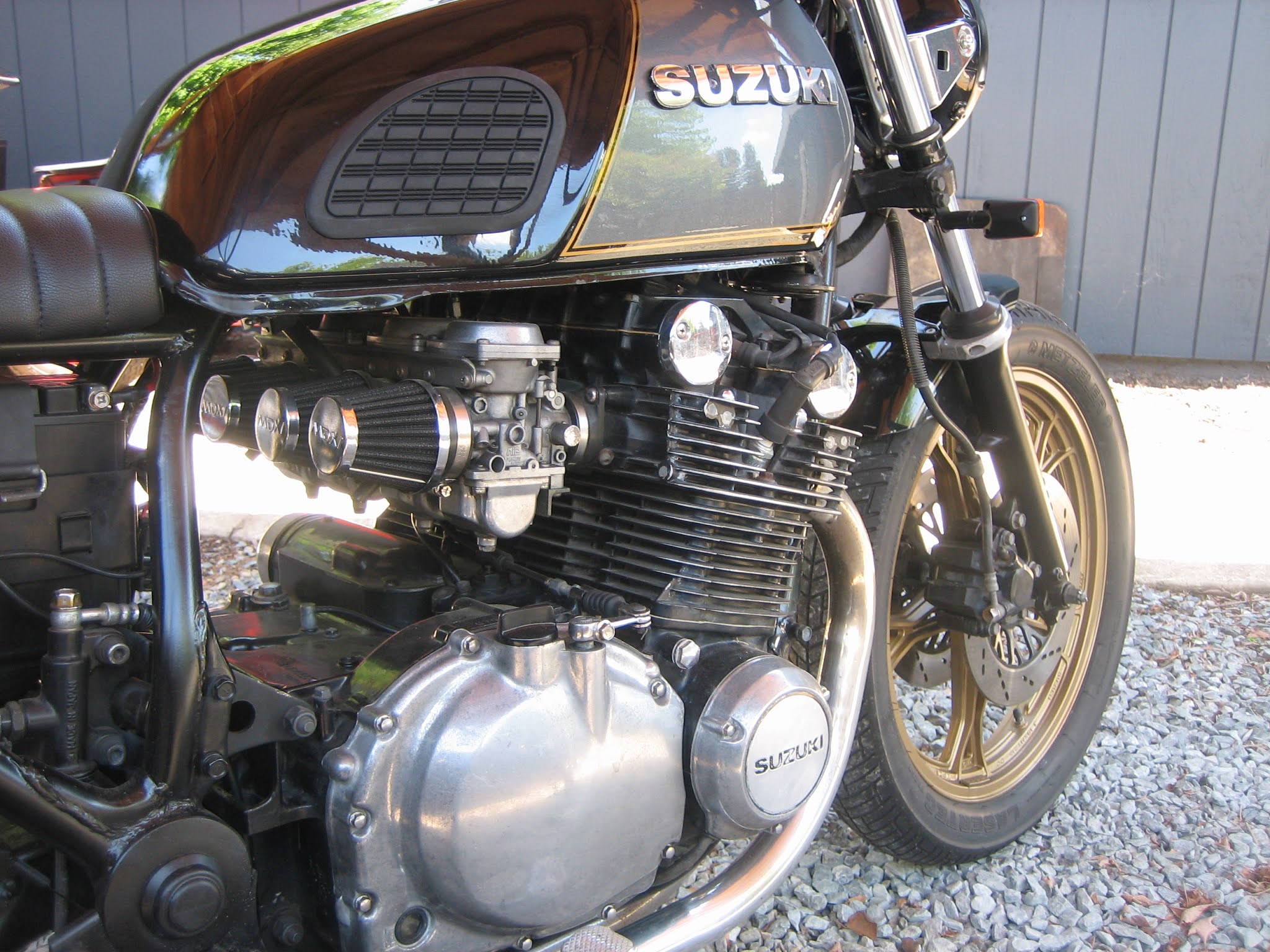 Eric's Garage: 1983 Suzuki GS1100G brat build