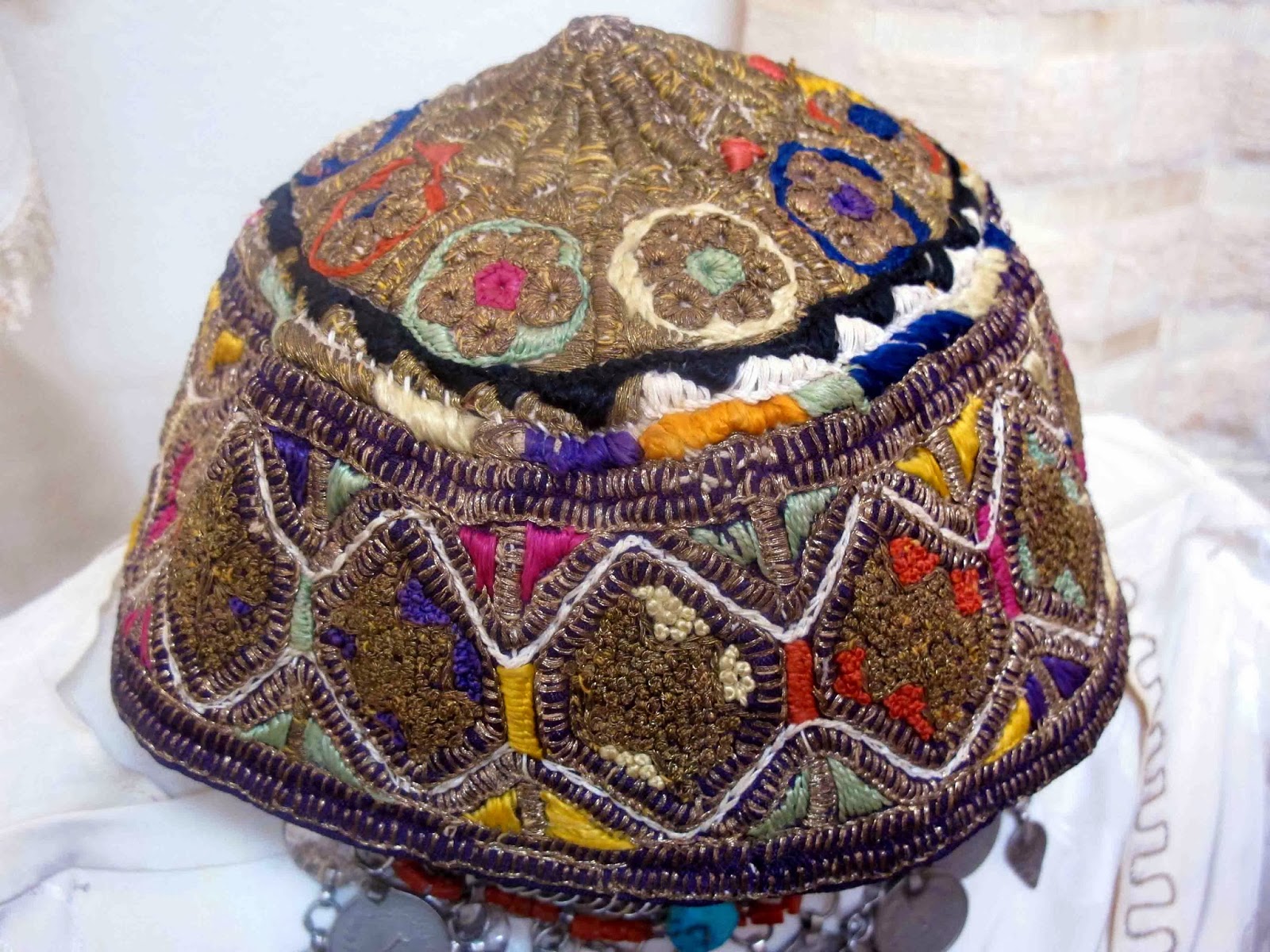 Shoot and Eat: Fabrics from Iraq at Ponsonby's Object Space