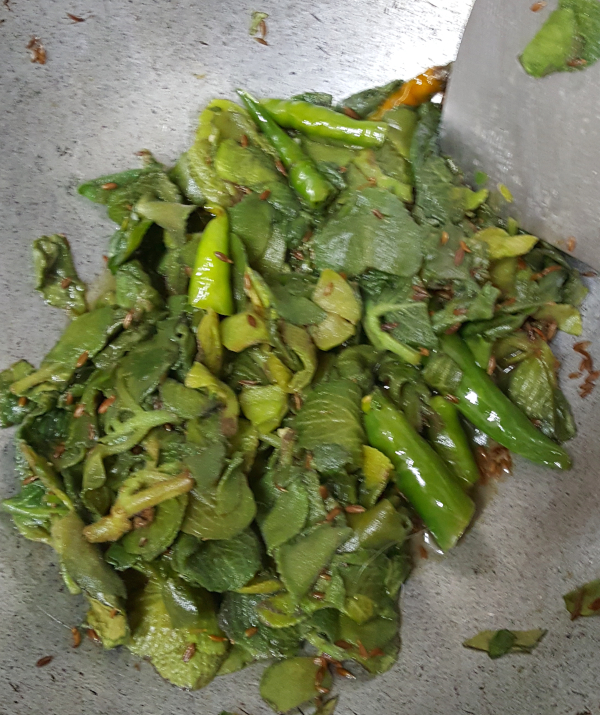 Veggie Platter: Doddapatre Thambuli / Thambli