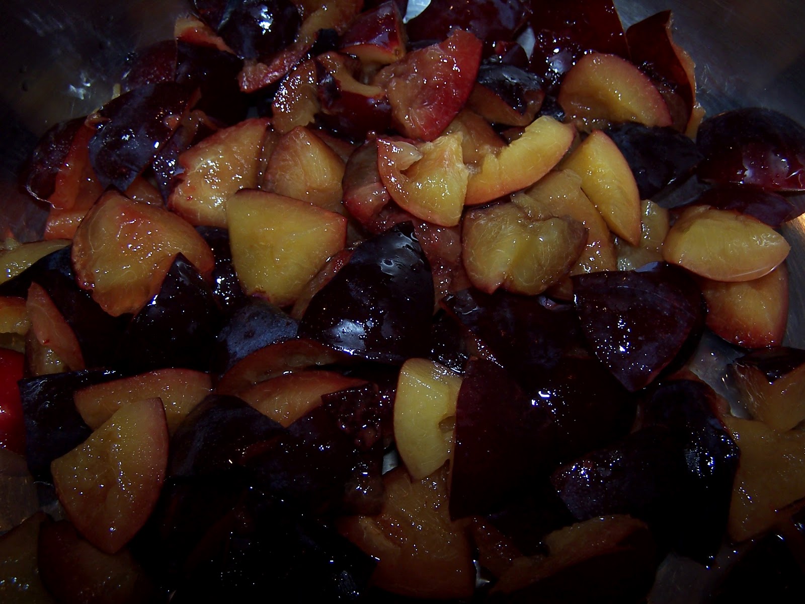 Simple Living Basics: So Many Plums!