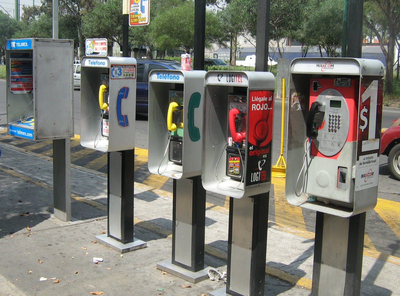 Telefonia Pública en México 2011: I TELMEX Y LA TELEFONIA PÚBLICA.