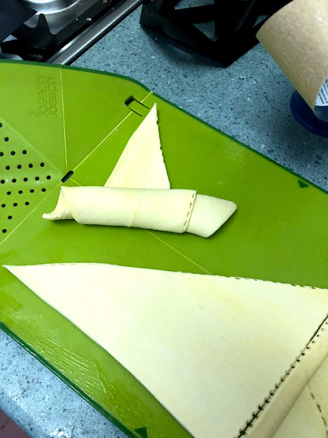 FOODSTUFF FINDS: Jus-Rol Croissants - freshly baked in minutes! (@NLi10)