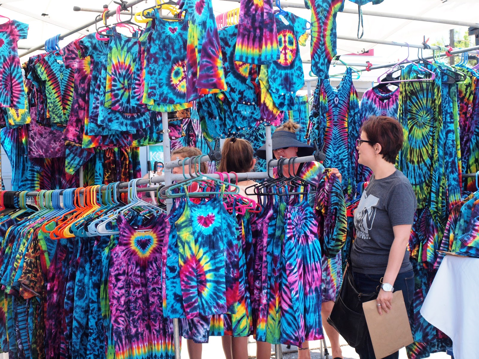 angels and people, life in New Orleans: Freret Street Festival today