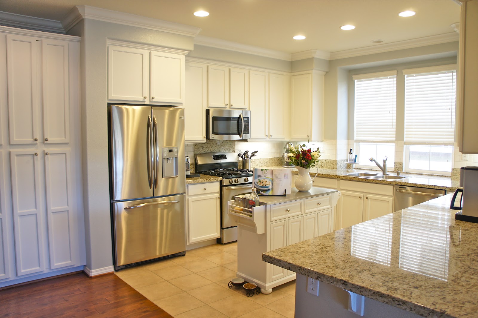 Southern Belle of the West: Kitchen Updates!