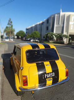 Yellow Mini Bumblebee - LAPAK MOBIL DAN MOTOR BEKAS