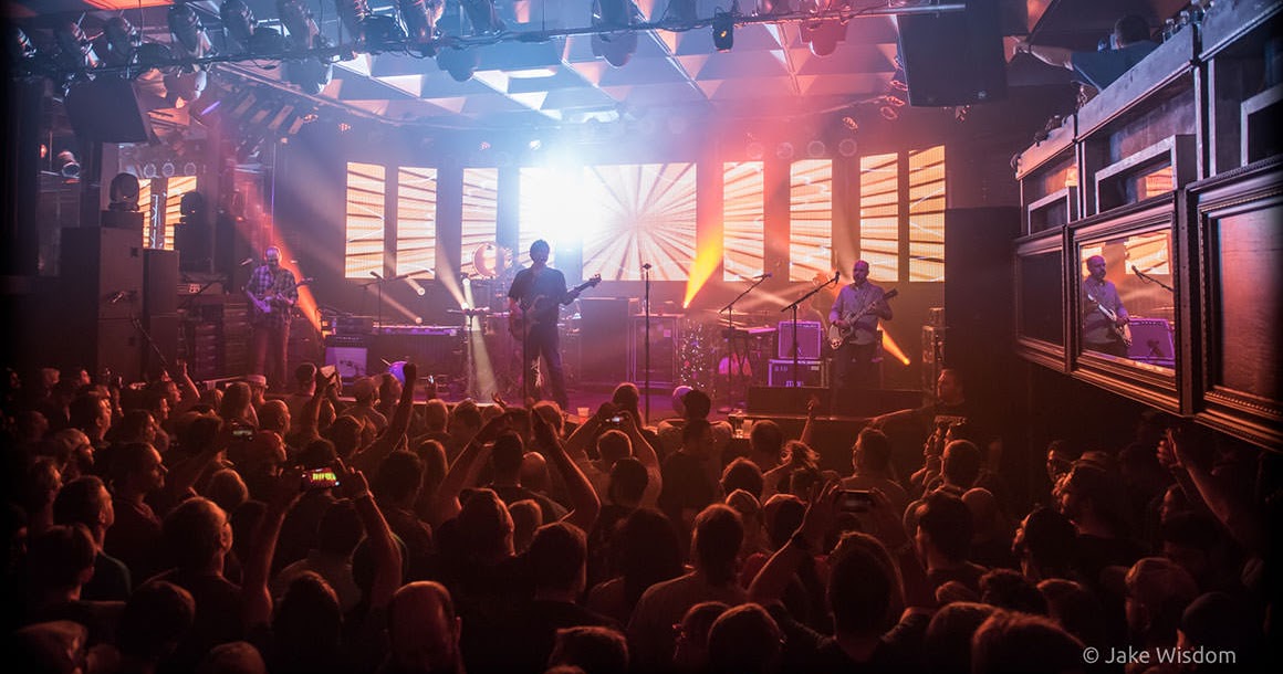 The Curtain With: moe. - 2018-11-30 Culture Room, Ft. Lauderdale, FL