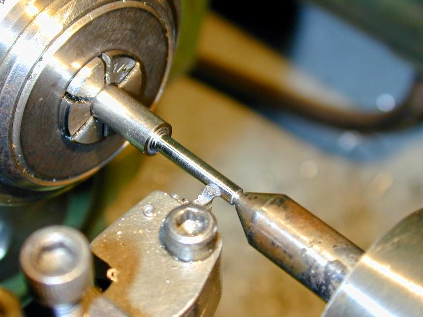 Machining: Macam-macam proses pembubutan metal / types of lathe metal ...