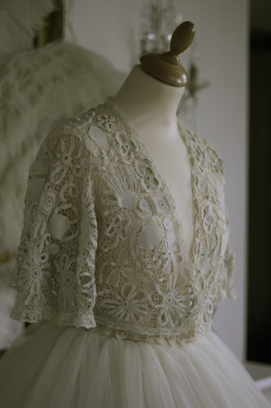 Rosemary Cathcart Antique Lace and Vintage Fashion: Antique Irish ...