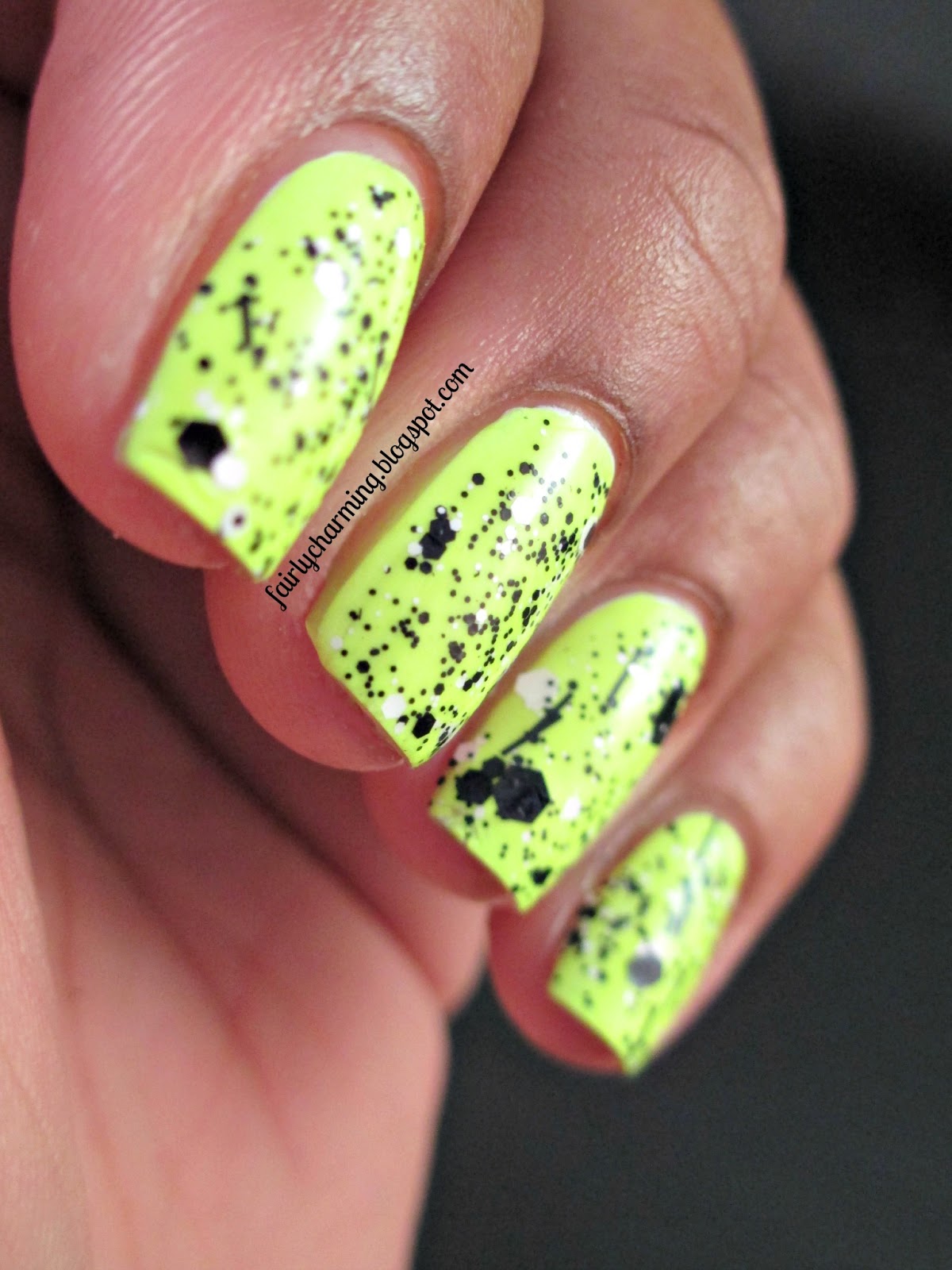 Fairly Charming: Neon Week - Edgy Highlighter