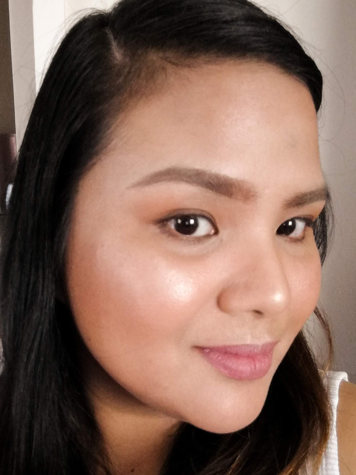 Product Review: Becca Golden Glow Trio - Pam For The Glam