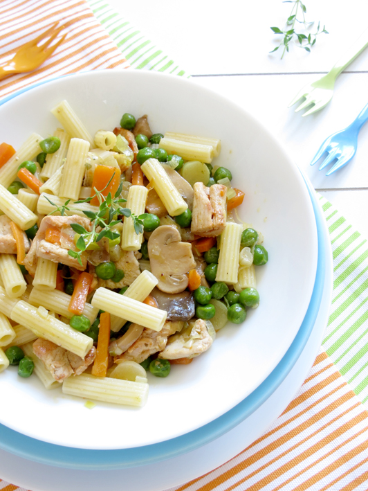 Fabrico Caseiro: Salteado Primavera com Massinha e Peru