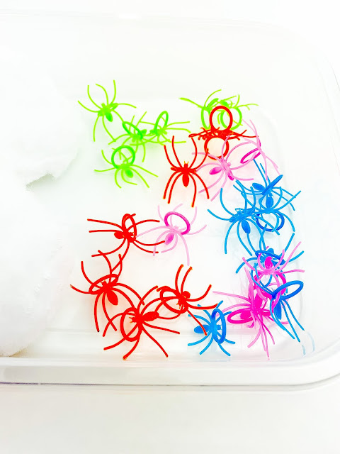 How to Make a Spider Sorting Bin for Fun Minibeast Sensory Play