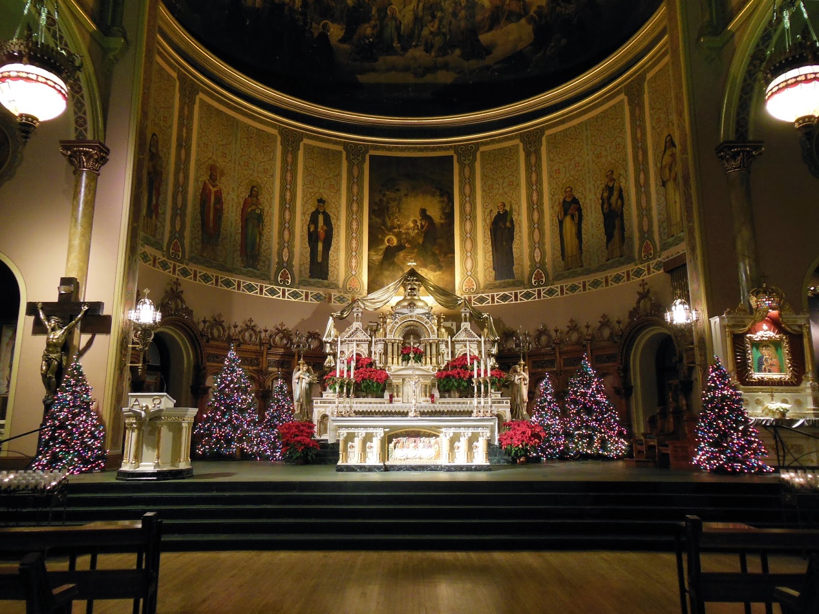 Roamin' Catholic Churches: Merry Christmas!