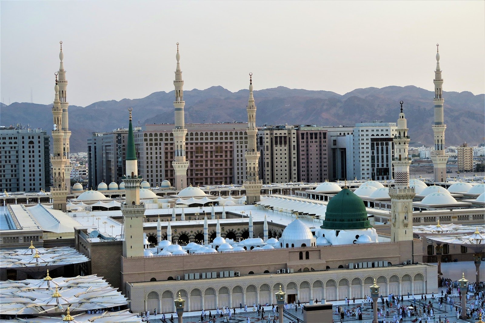 The Prophets Mosque in Madinah - Islamic Landmarks