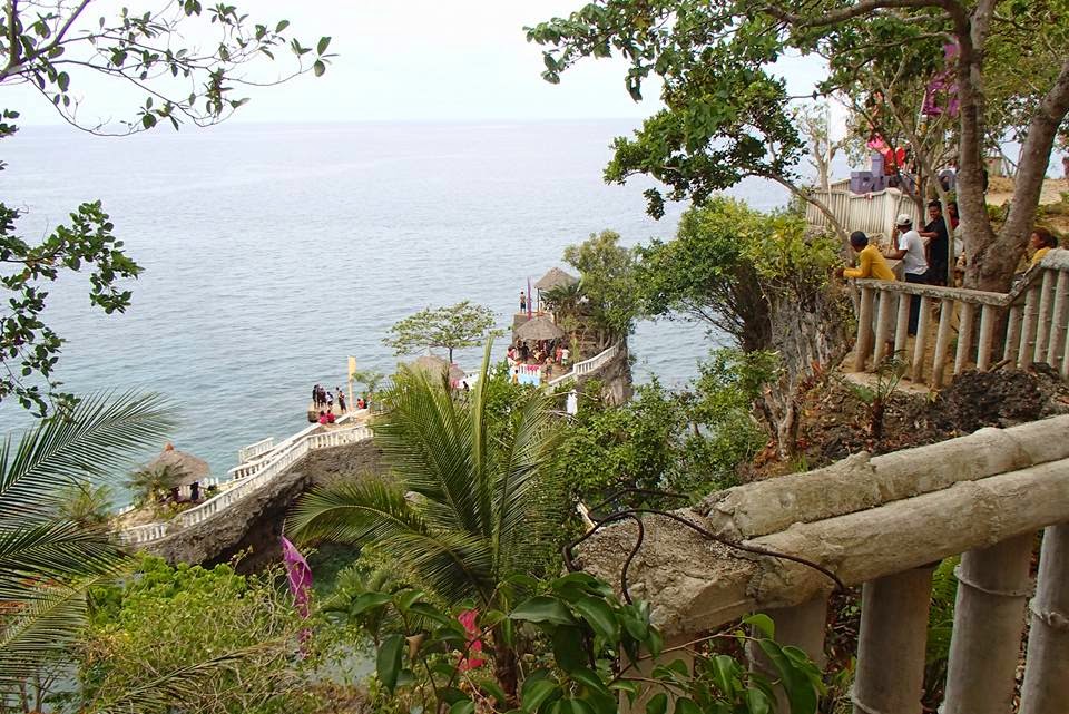 The Thrifty Wanderer: Camotes Island: Buho Rock