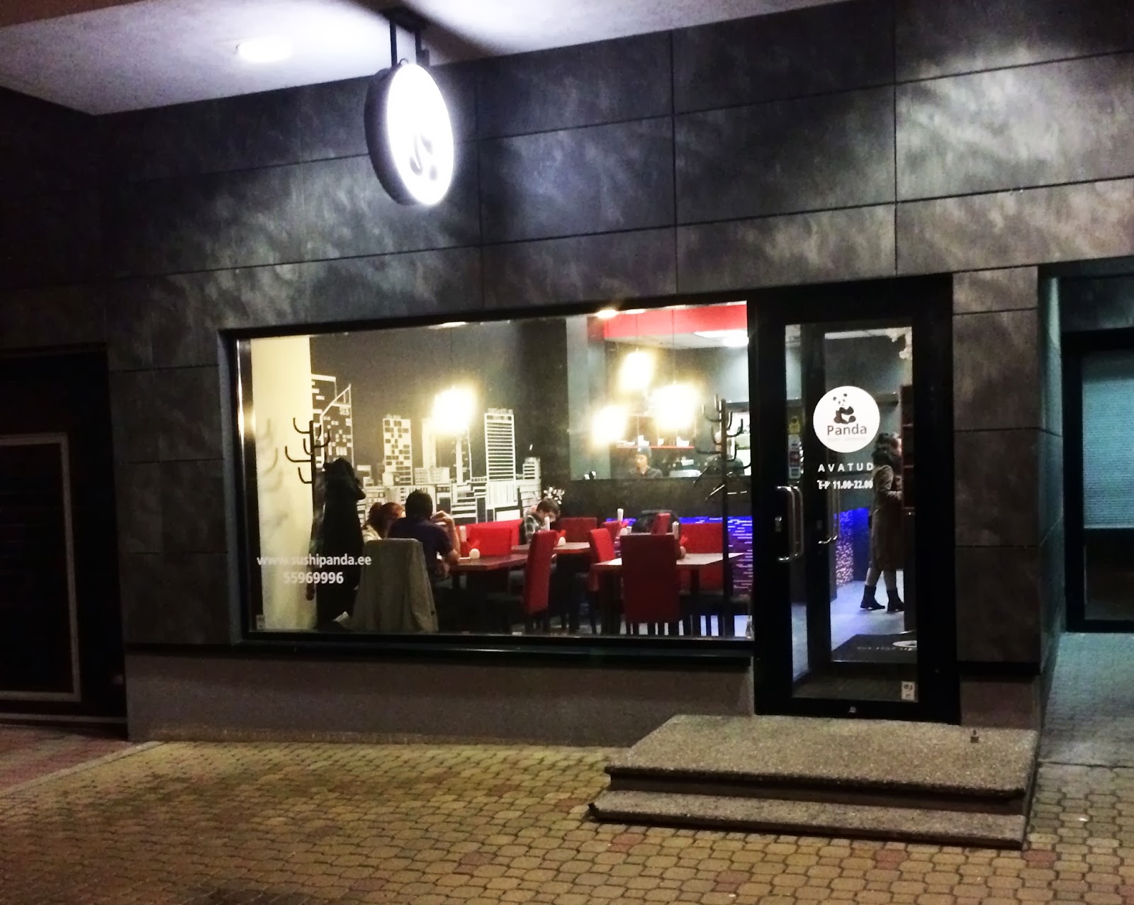 Where to eat in Estonia?: Sushi Panda