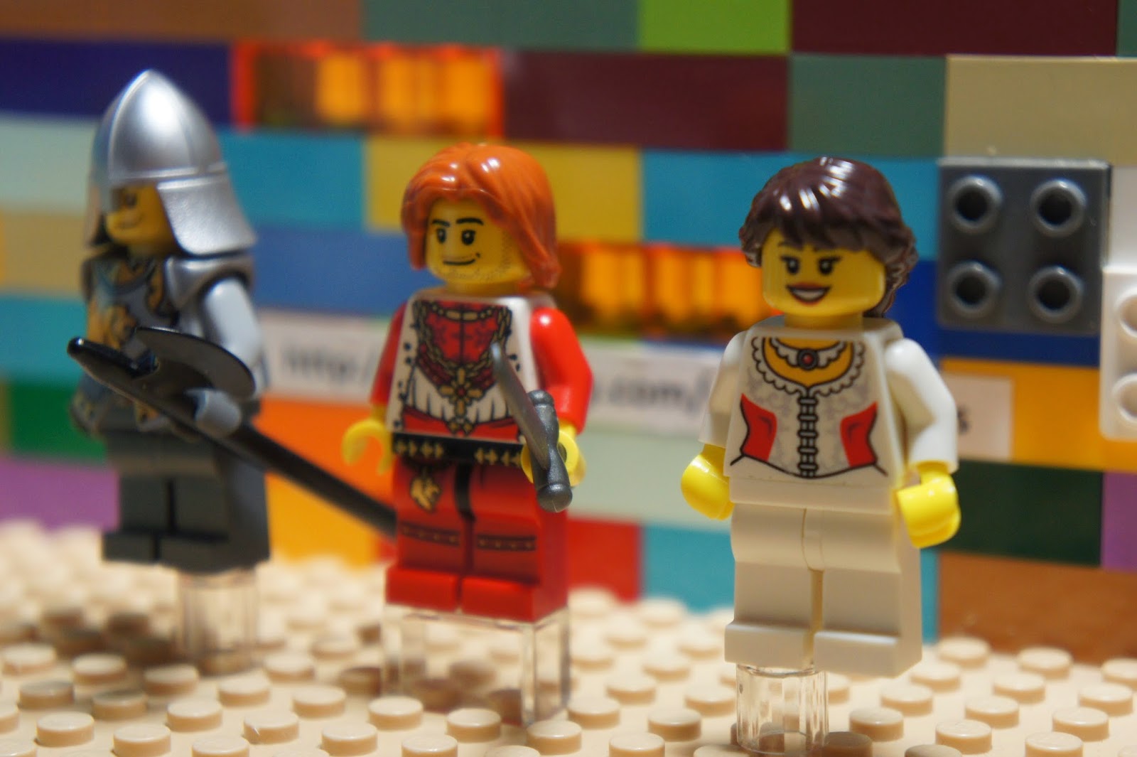 LEGO Castle Kingdoms PRINCE PRINCESS KNIGHT Minifigures + Weapons Hair ...