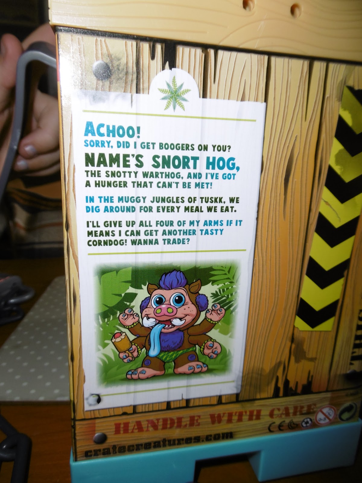 Madhouse Family Reviews: Crate Creatures Snort Hog review