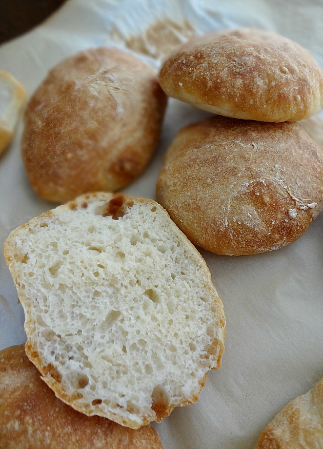The Cooking Actress: No-Knead Crusty Bread Rolls