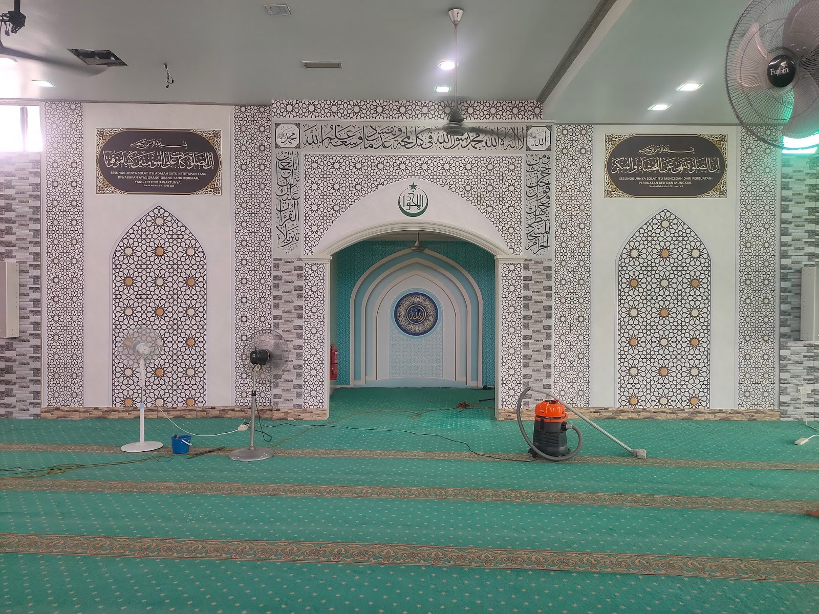 Hiasan Mihrab Masjid Surau: 2020