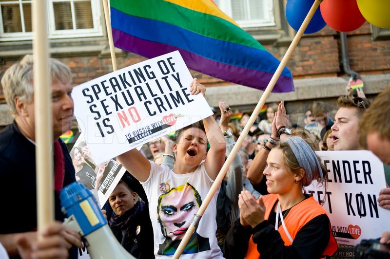 DENMARK: 10,000 March In Copenhagen In Protest Against Russia’s Anti ...