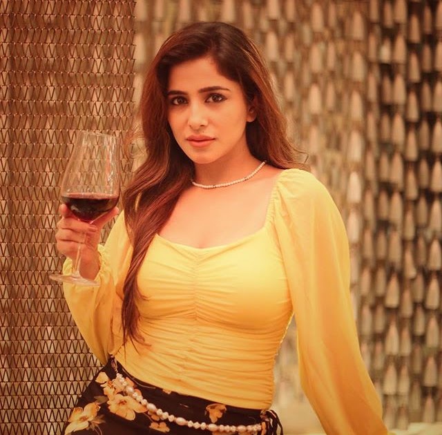 Kate Sharma Wiki Biography, Web Series, Movies, Photos, Age, Height and ...