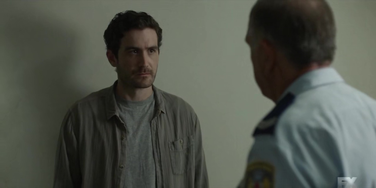 ausCAPS: Sam Cotton shirtless in Mr Inbetween 3-01 "Coulda Shoulda"
