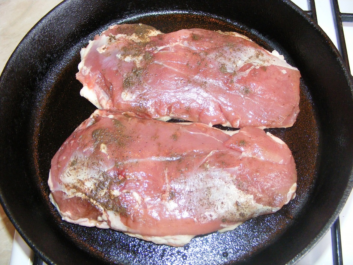 Piept de rata cu varza rosie | Preparatedevis.ro