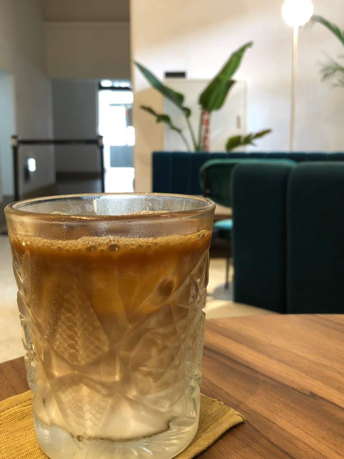 蓋瑞的吃喝玩轉世界: Revival Coffee Roasters 溫故知新咖啡館 | 神級美味的提拉米蘇 | 手沖咖啡 | 台南咖啡 ...