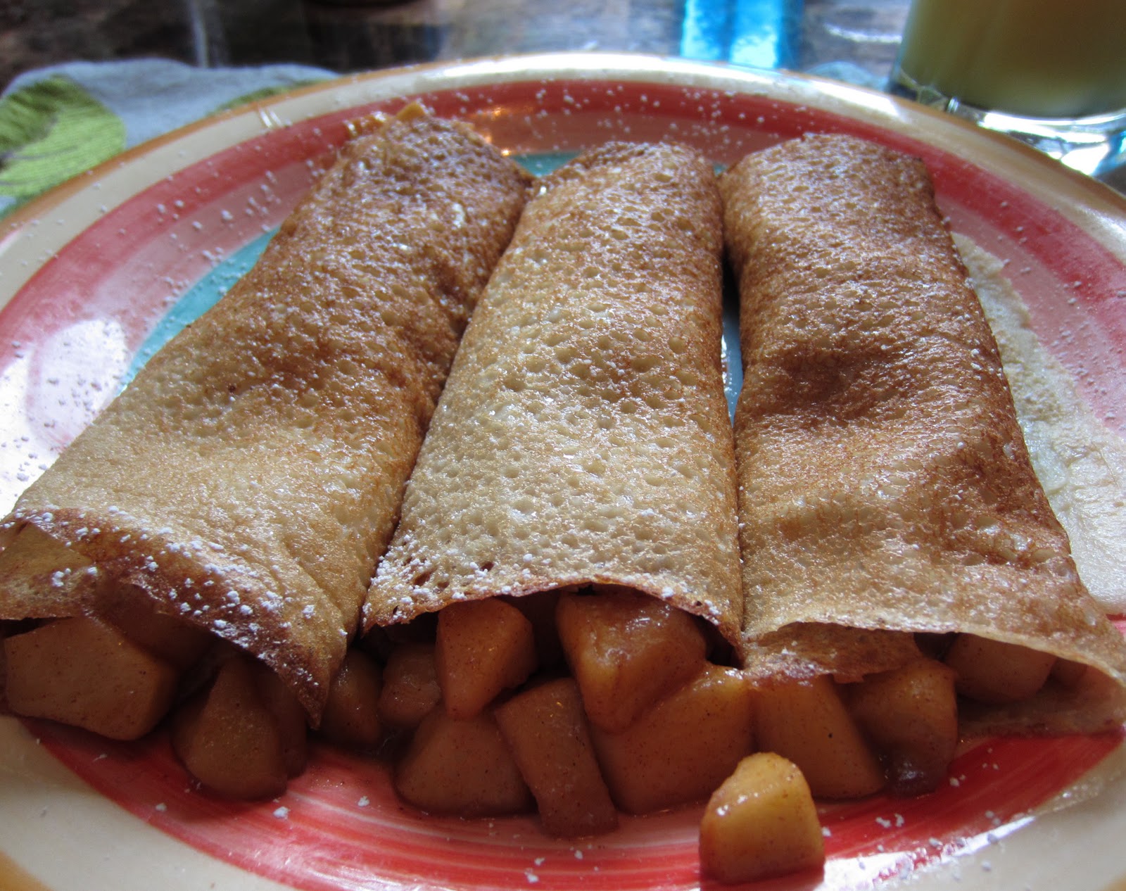 Kale and Cookies: Crepes with Apple Cinnamon Filling