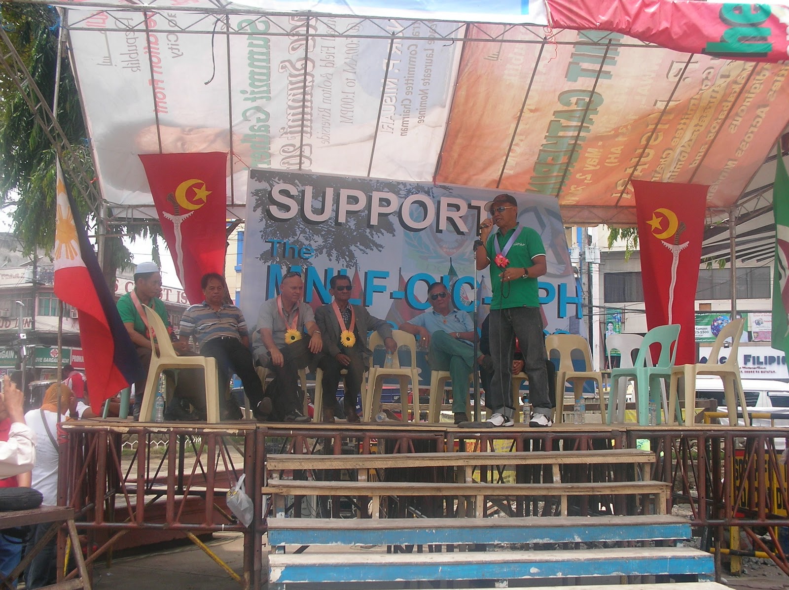 MNLF Davao City Info: MINDANAO LEADERS SUPPORT THE PEACE RALLY IN DAVAO ...