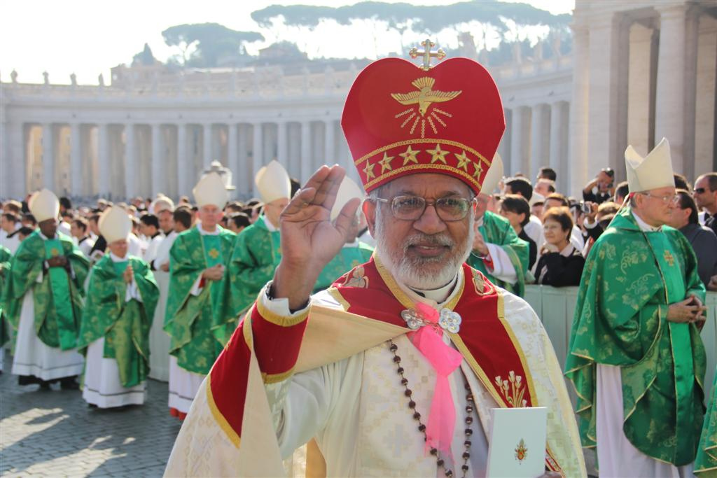 The Philippi Collection: Mitre Worn by Bishops of the Syro-Malabar ...