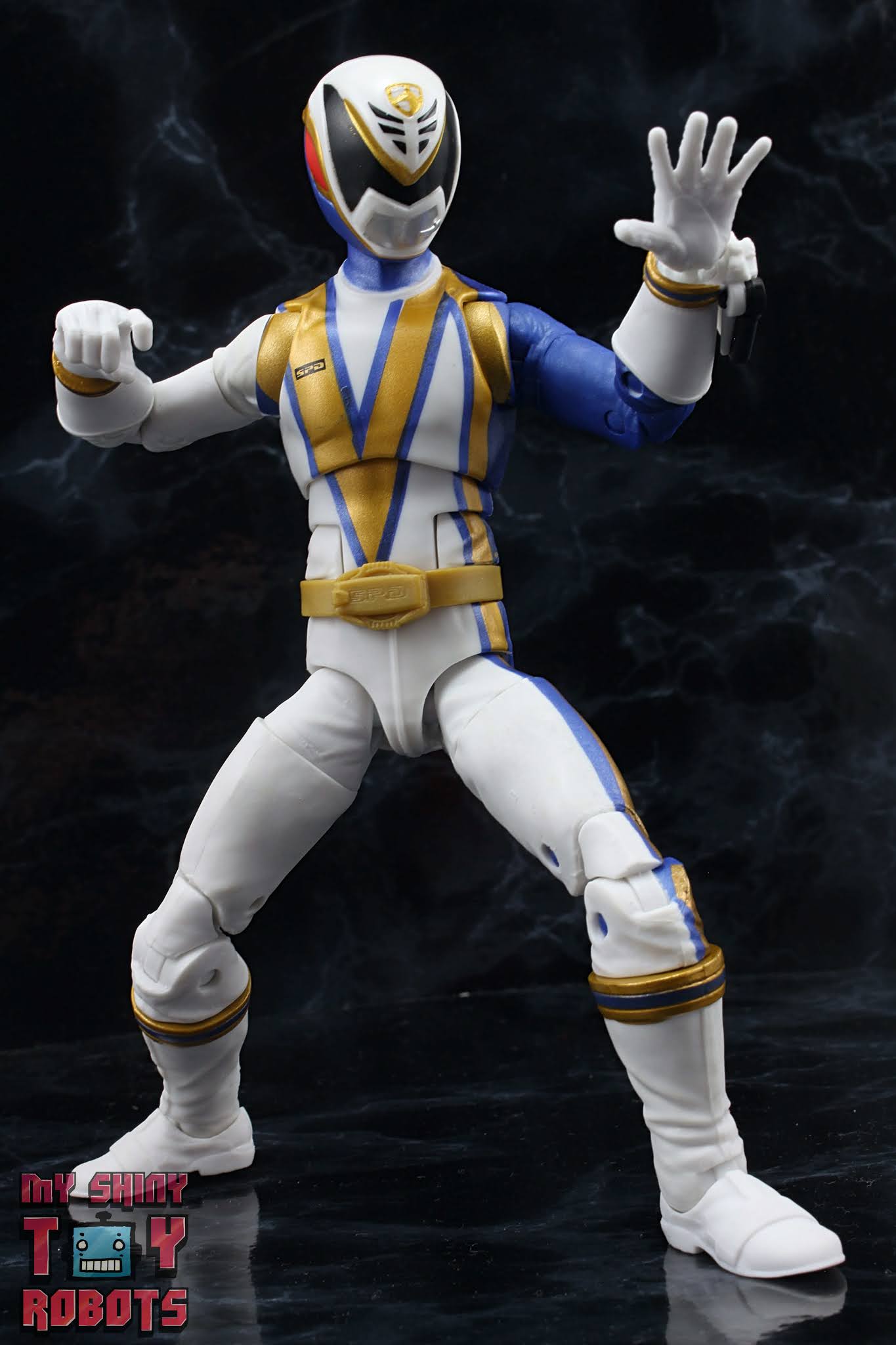 My Shiny Toy Robots: Toybox REVIEW: Power Rangers Lightning Collection ...