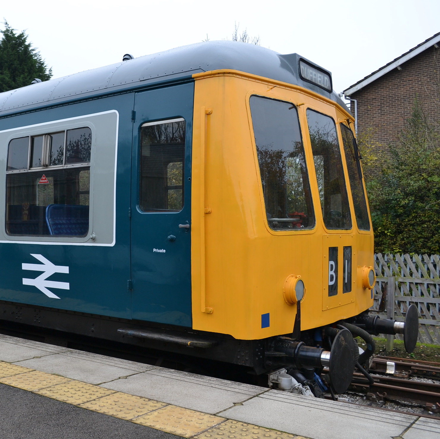British Diesels and Electrics: Class 108 [Updated]
