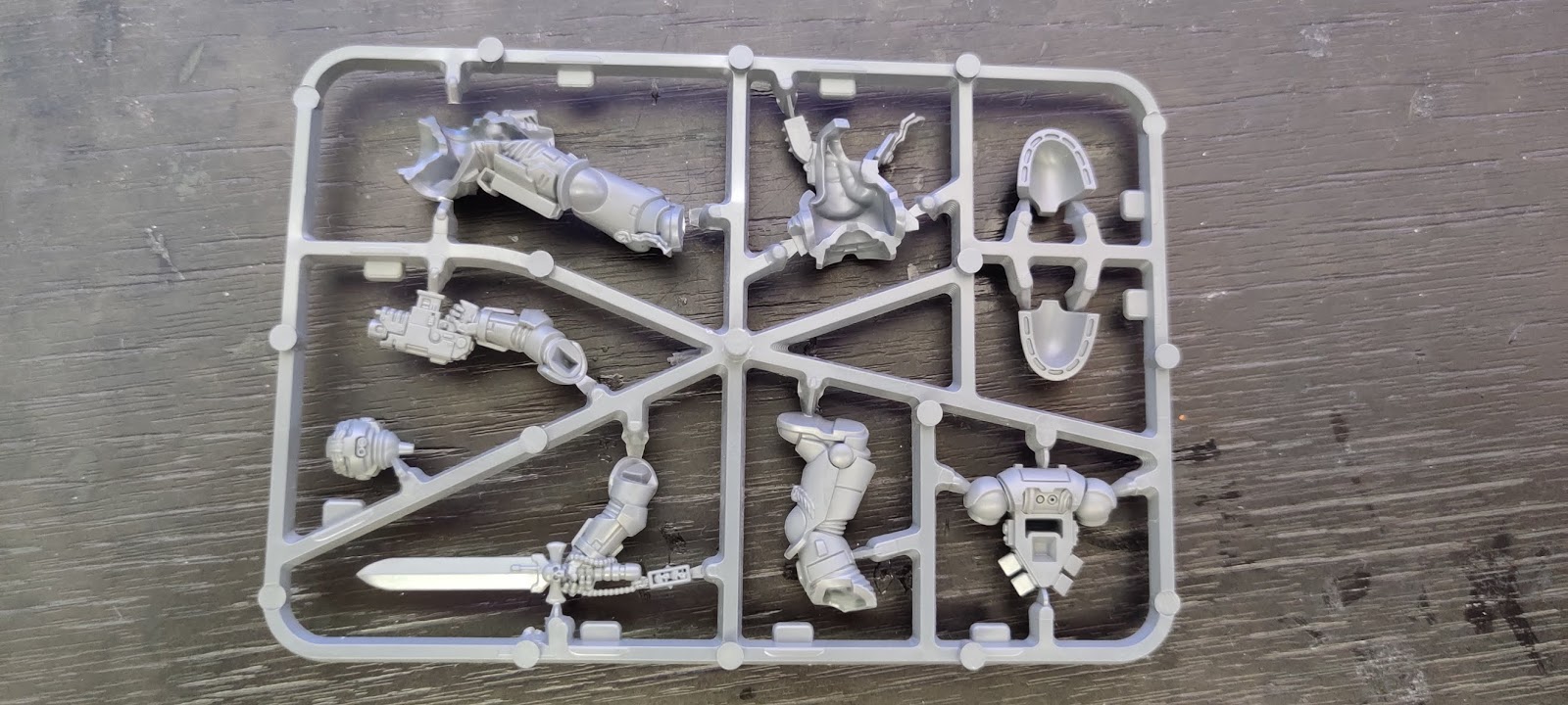Limited Edition Warhammer models: Warhammer 40k Army Box models ...