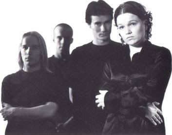 El Mito y La Mita: Nightwish – Angels Fall First [1997]