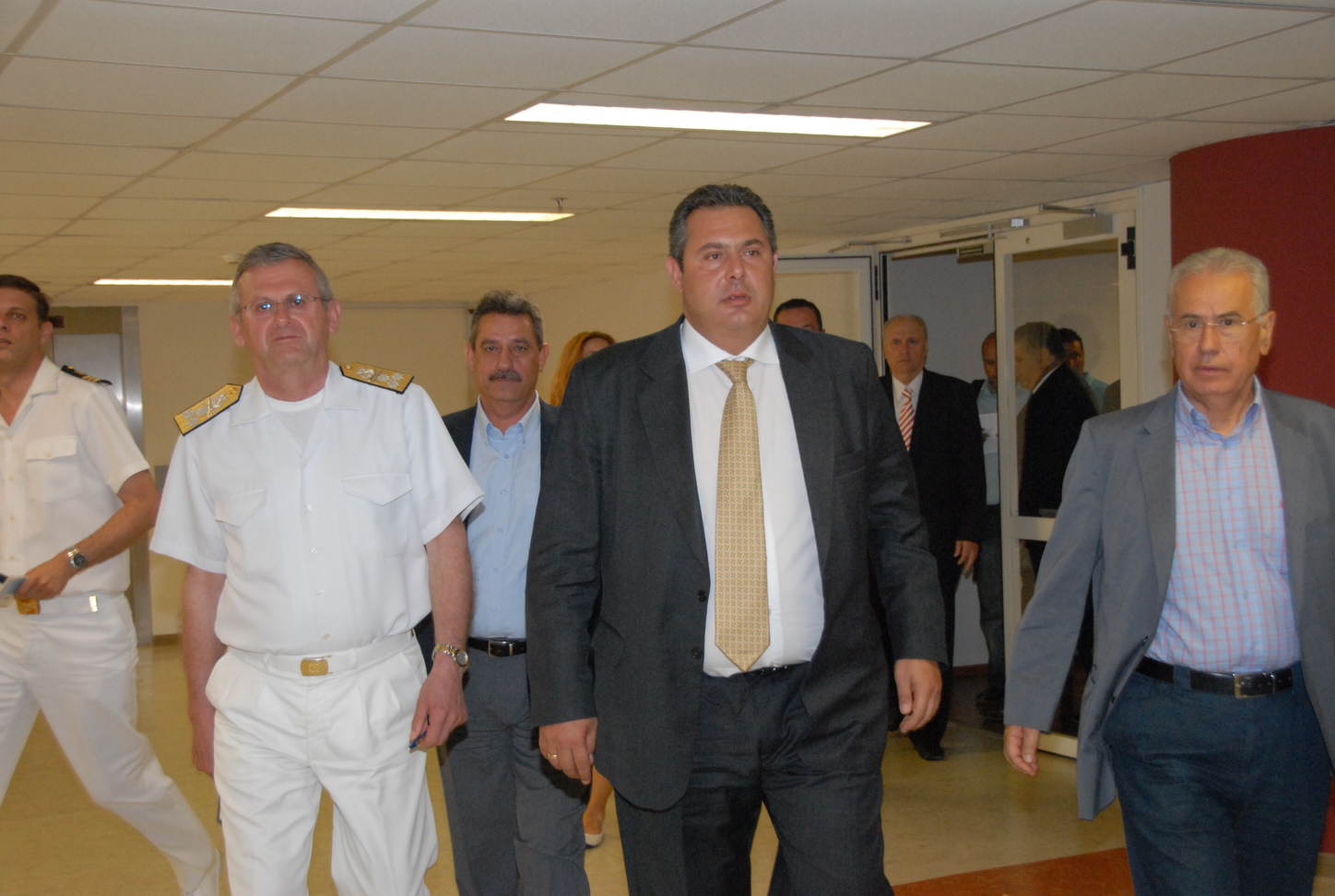 ΕΛΛΗΝΙΚΗ ΑΚΤΟΦΥΛΑΚΗ HELLENIC COAST GUARD: ΕΠΙΣΚΕΨΗ ΠΑΝΟΥ ΚΑΜΜΕΝΟΥ ΣΤΟ ...