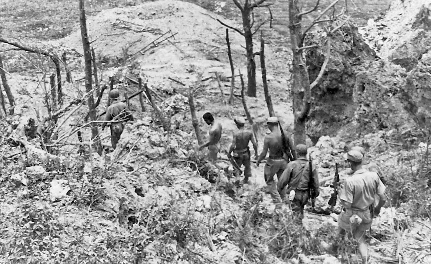 Urthman's Genealogy Blog: Okinawa 1945: Capture of a Japanese Soldier