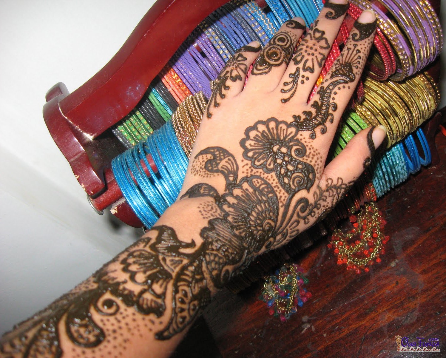 Beautiful Designs: Beautiful Hand Mehndi Designs