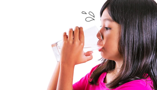 Manfaat Luar Biasa Jika Rutin Minum Air Putih Saat Bangun Tidur di Pagi ... Manfaat Luar Biasa Jika Rutin Minum Air Putih Saat Bangun Tidur di Pagi ...