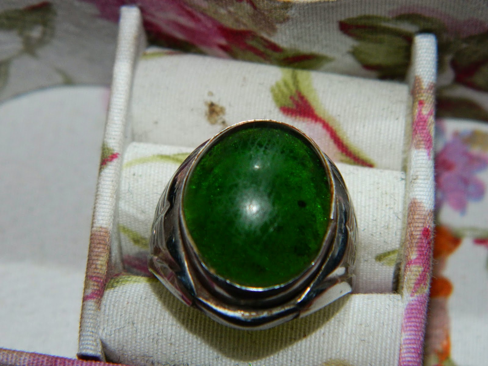 akikula: Kode XI - Kode Warna Hijau Lumut