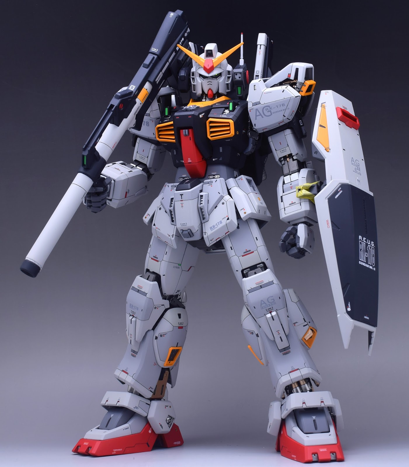 GUNDAM GUY: PG 1/60 Gundam Mk-II AEUG - Customized Build