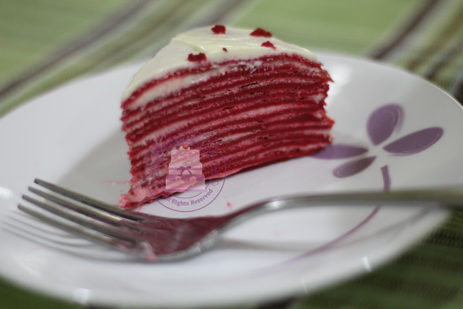 d'little kitchen: Red Velvet Crepe Cake