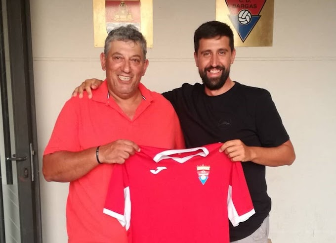 Juan Morán seguirá otra temporada más en el CD Bargas