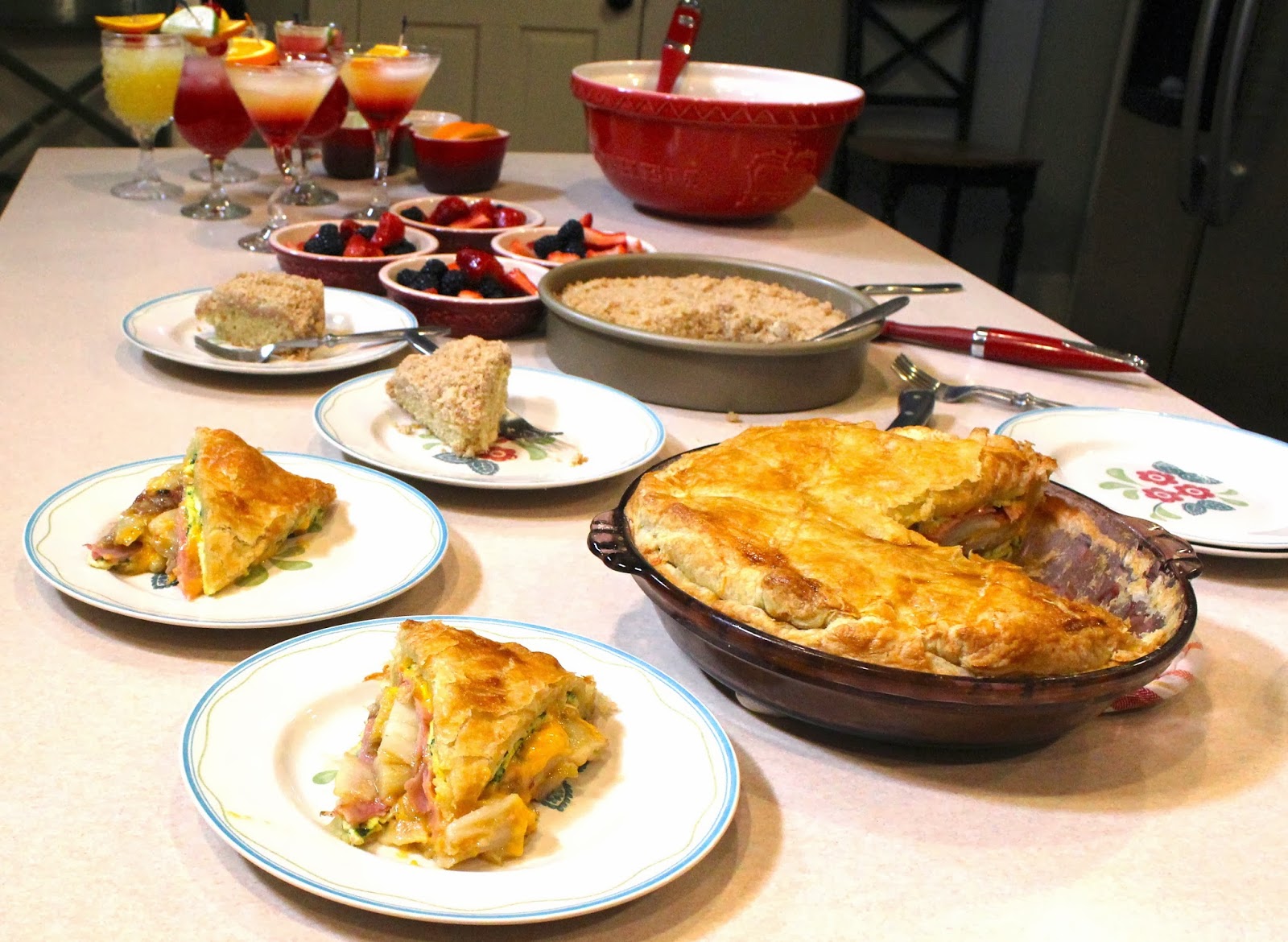 Hey, Mom! What's For Dinner?: Breakfast is My Favorite Kind of Dinner ...