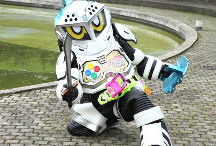 Kamen Rider EX-Aid Episode 2 Intro & Clips (TV Rip) - JEFusion