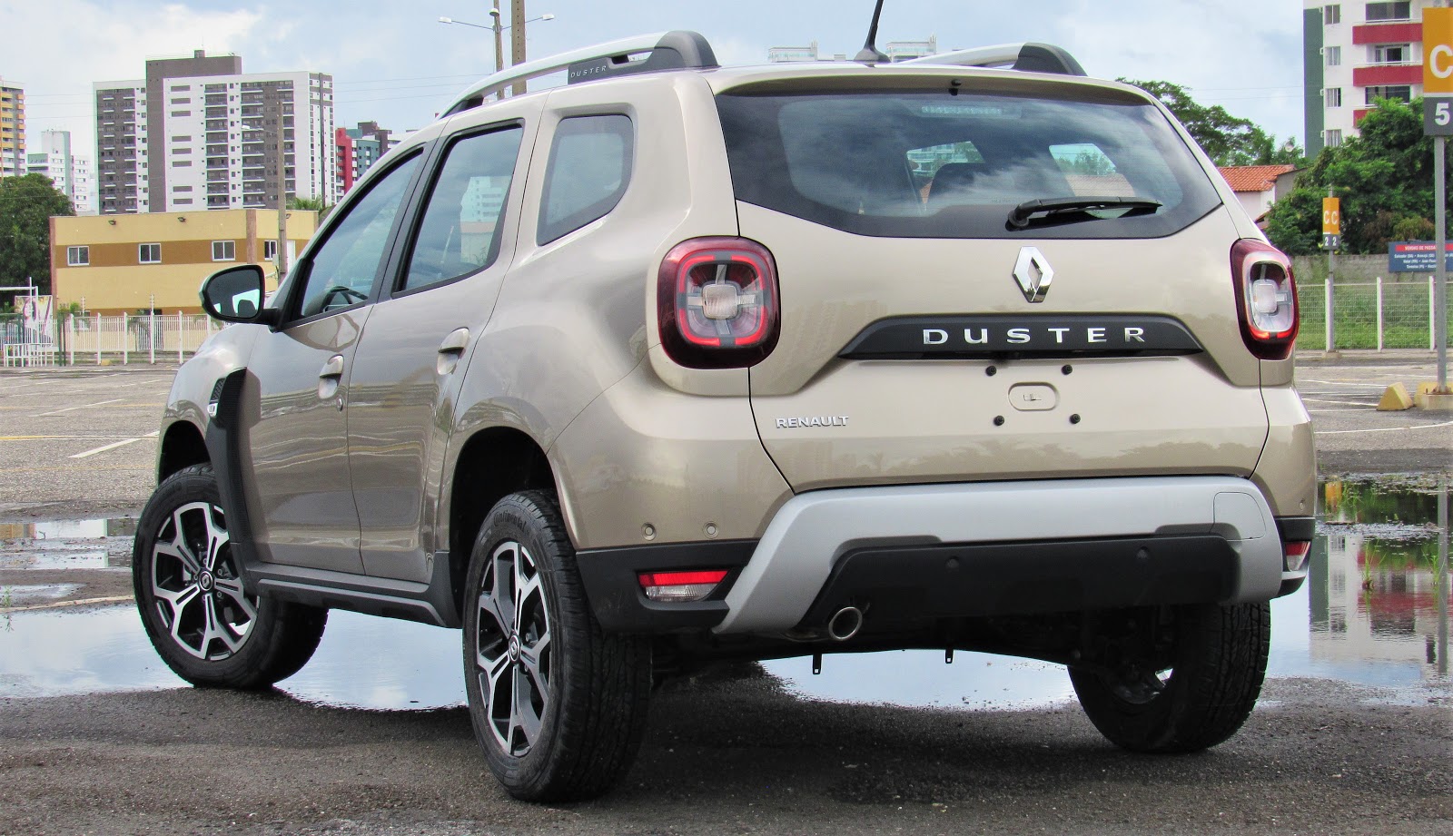 Dirigimos o Renault Duster Iconic 1.6 2021