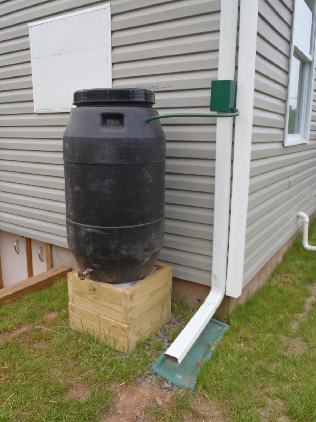 Watershed Wanderings: Rain Barrels for Habitat
