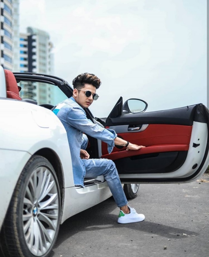 35 POSES TIPS FOR BETTER FASHION PHOTOGRAPHY (TRENDING)2019