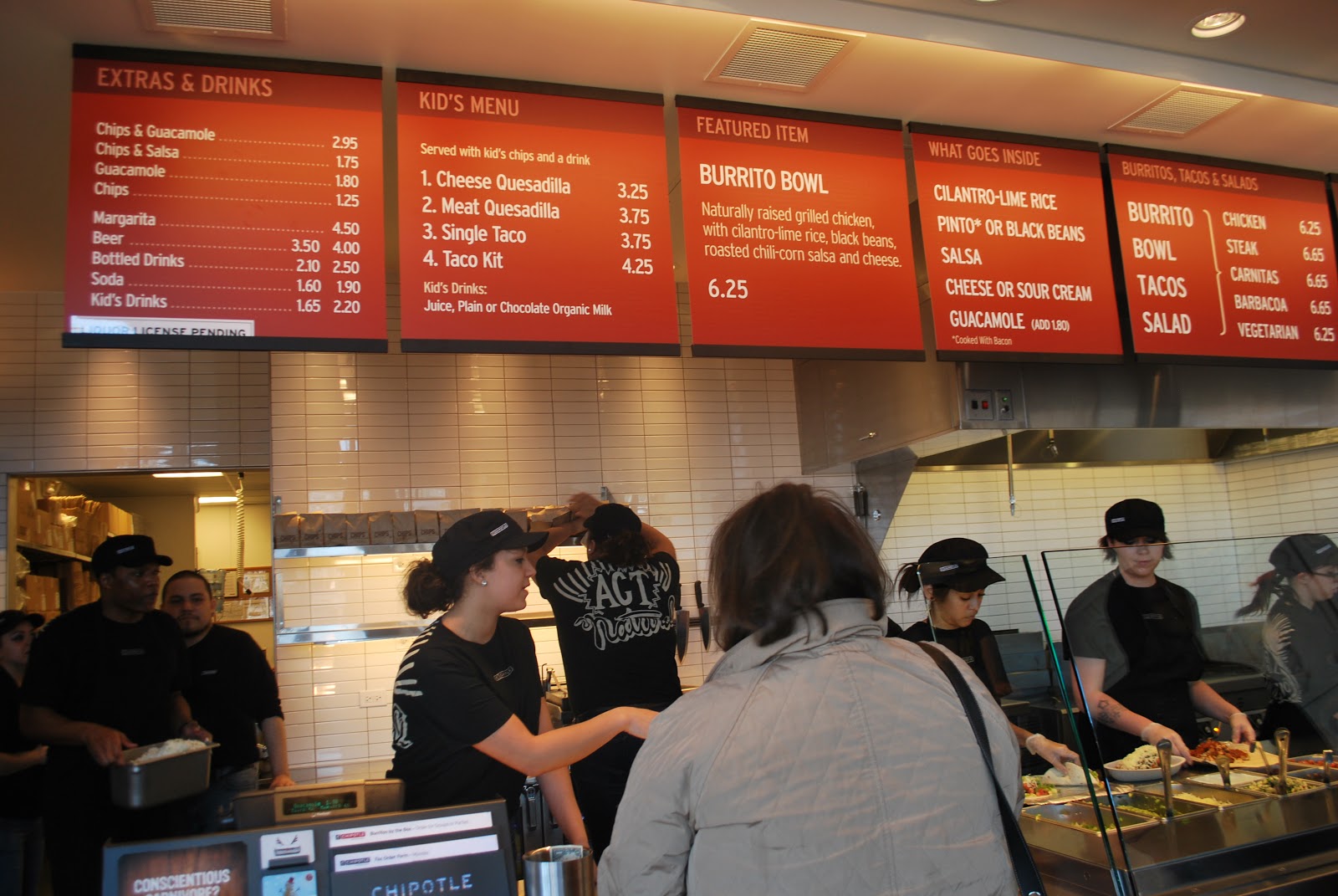 Chipotle opens in Munster